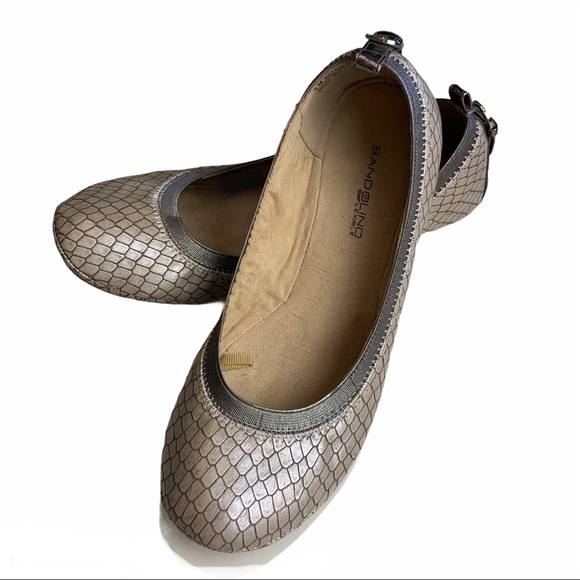 Bandolino | Shoes | Bandolina Dina Flexible Ballet Flats Neutral ...